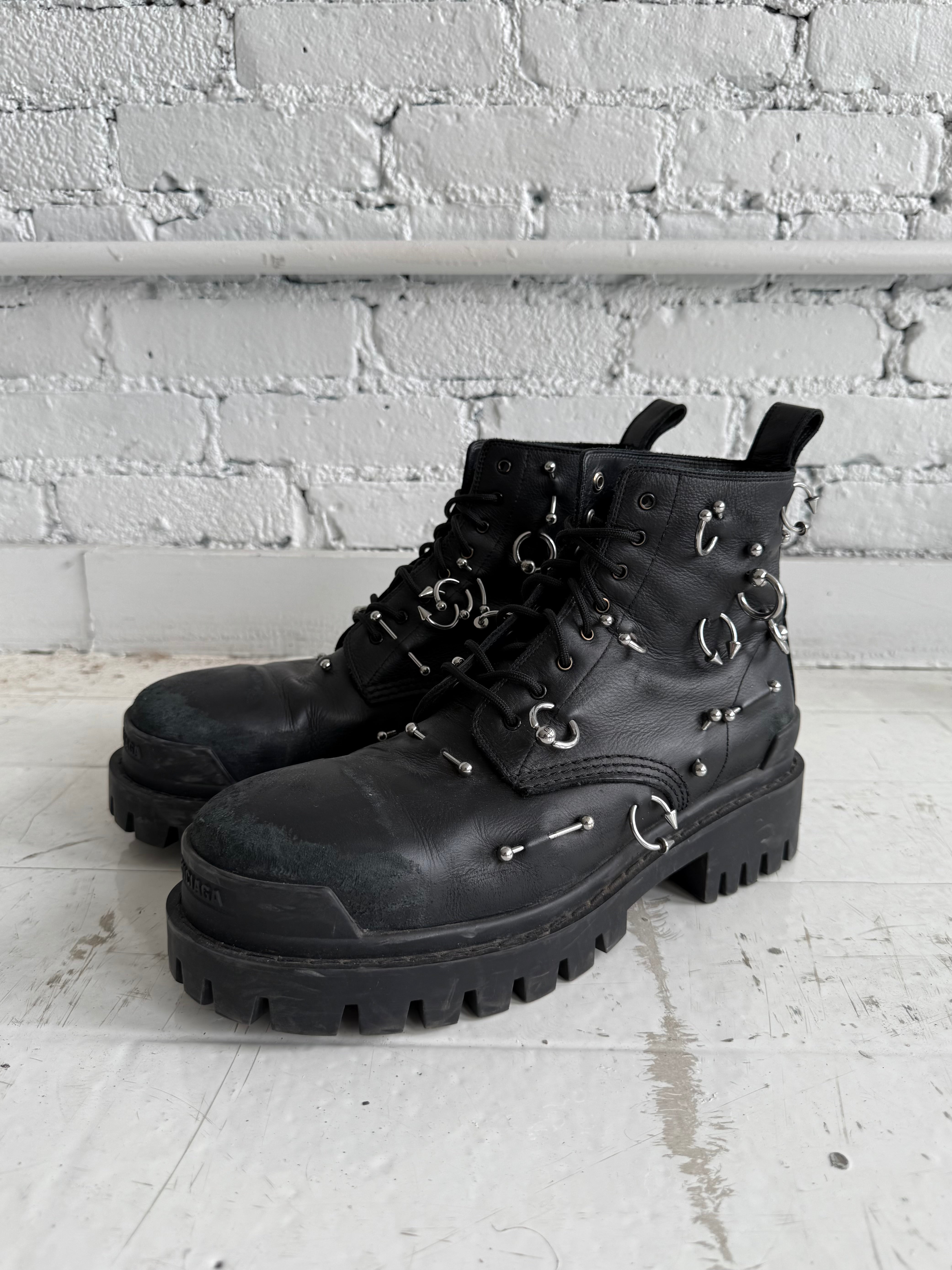 BALENCIAGA PIERCING STRIKE BOOT – Lost Files NYC